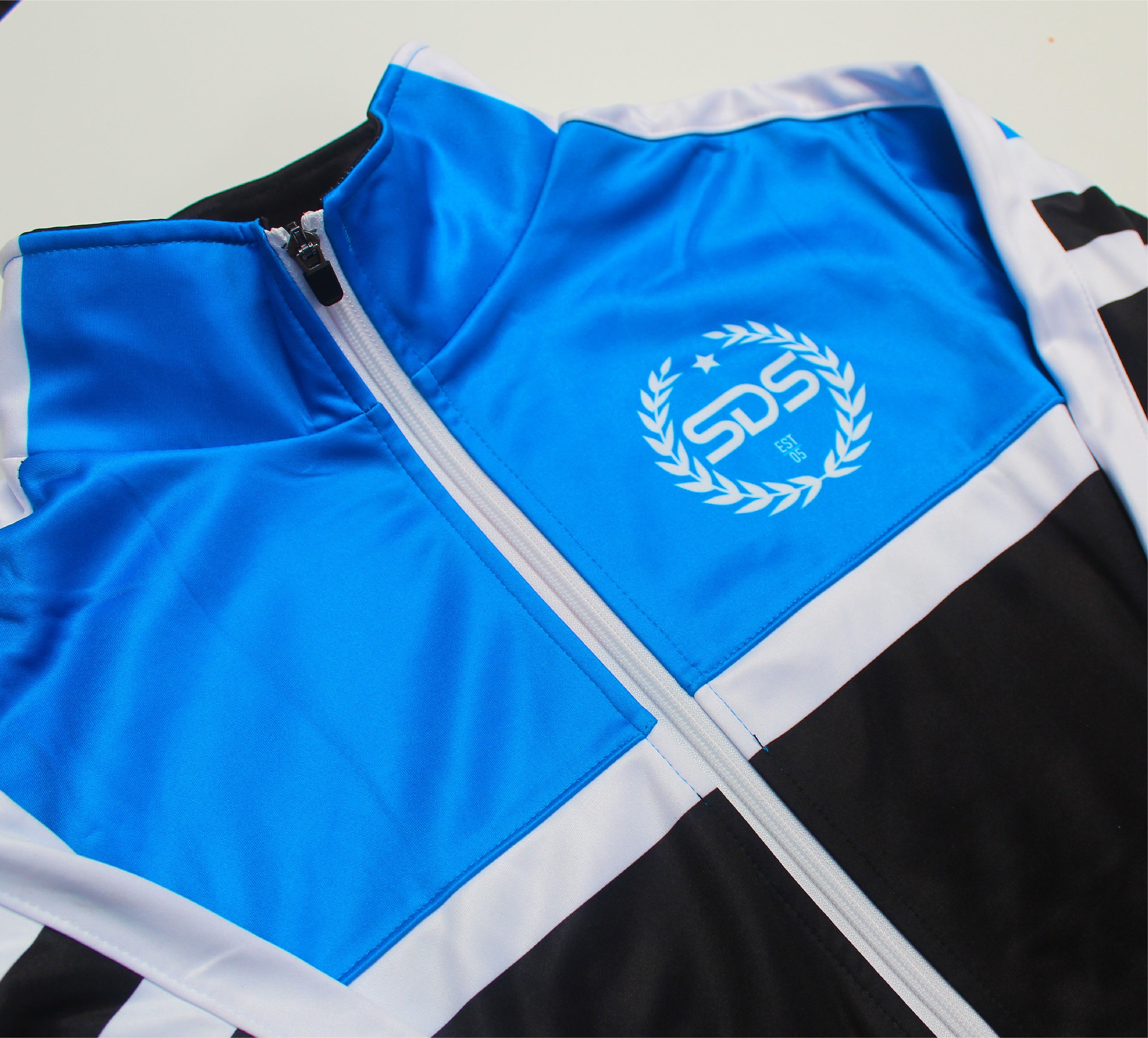 Custom Tracksuits | Design Your Own Team Tracksuits | Fully ...